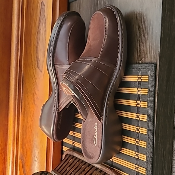 Clarks | Shoes | Clarks Slip On Mules | Poshmark